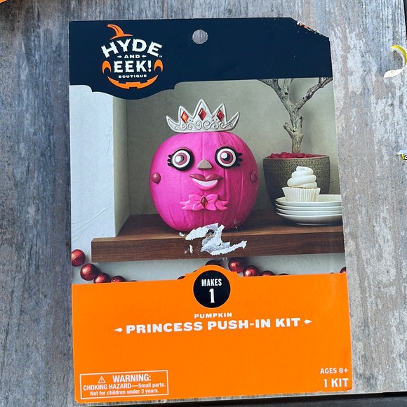 Hyde & EEK! | Holiday | Nib Princess Pumpkin Push In Simple Kit | Poshmark